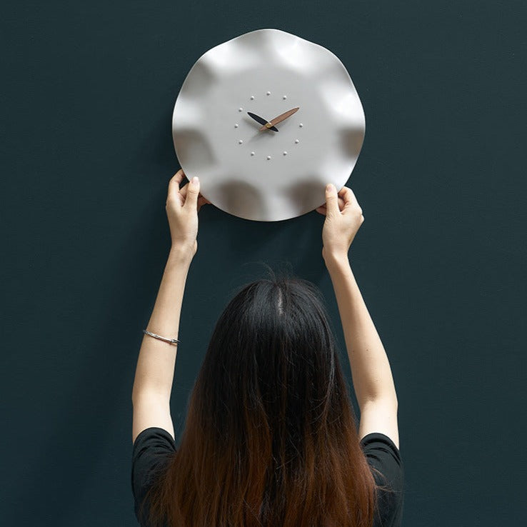 Distorted Creative Wall Clock for Living Room Non-ticking – Loforay