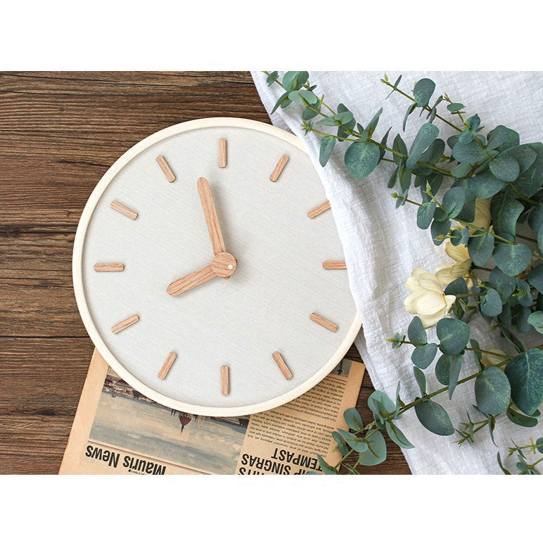 Loforay Analogue Round Wooden Wall Clock for Home
